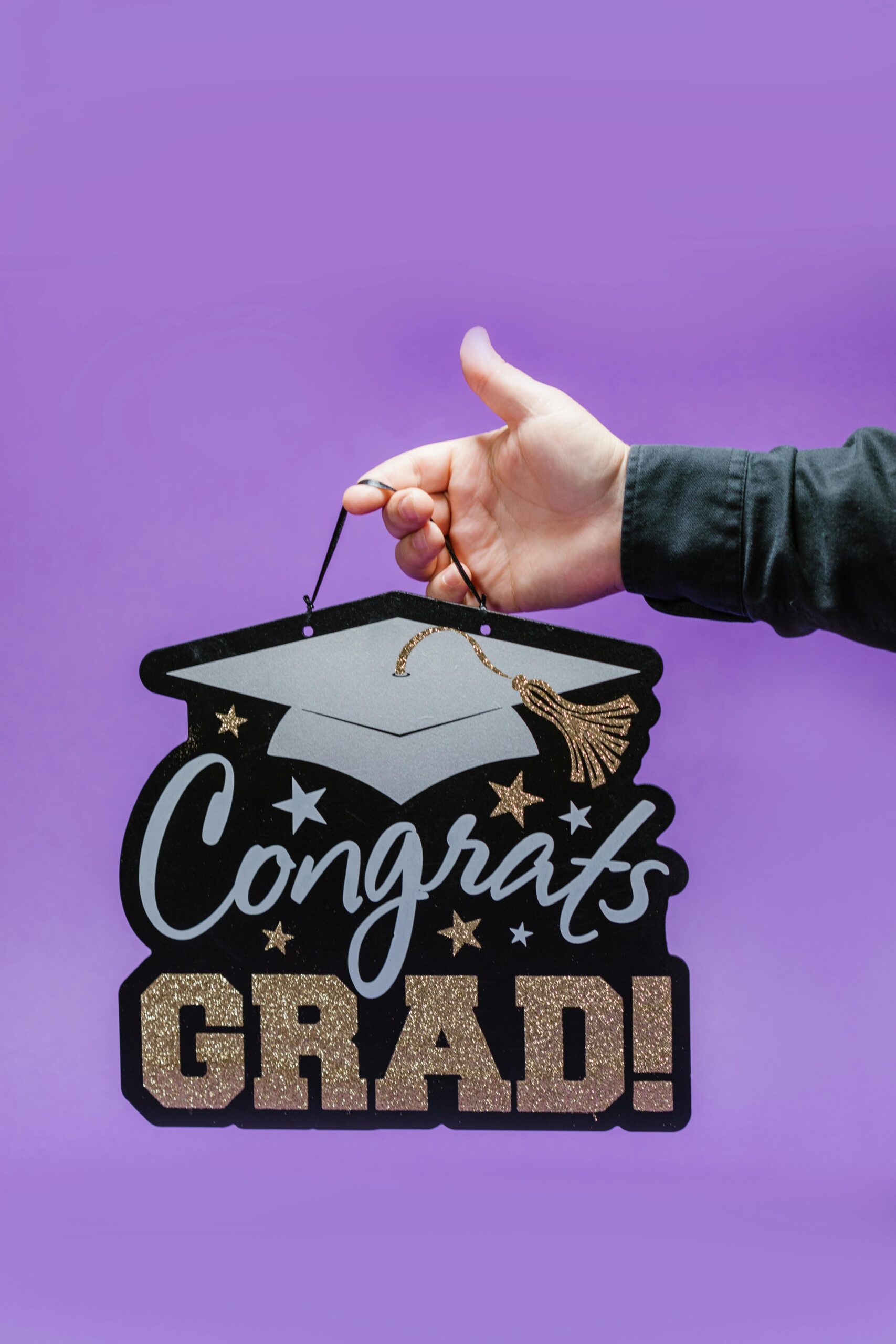 UOPEOPLE GRADUATION GOWN – Liberty Outfit